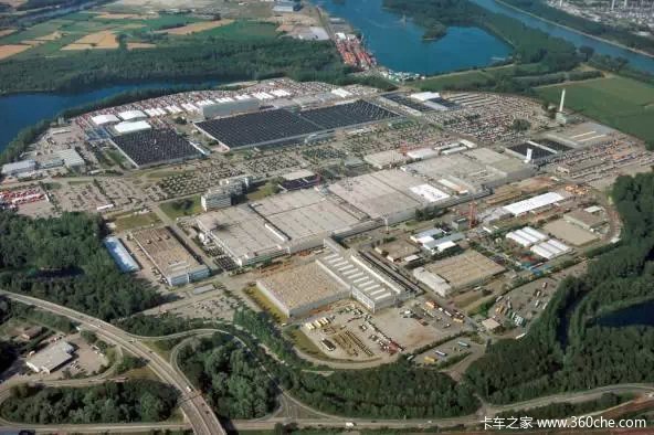 质量高于一切 奔驰沃尔特工厂要求严格_奔驰Actros_牵引车_卡车之家