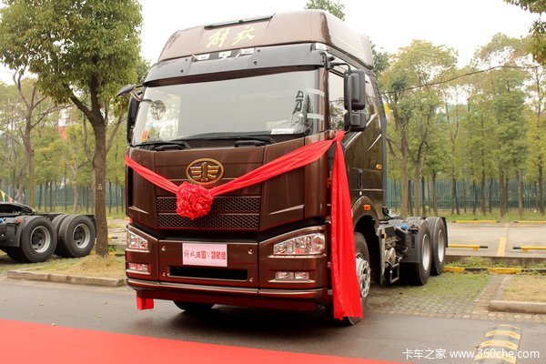 比国四贵4000 解放J6国五正式登陆上海_解放J6P_牵引车_卡车之家