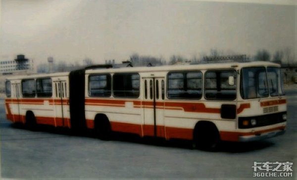 这设计能减少盲区 为啥国内卡车不用上?_卡车之家